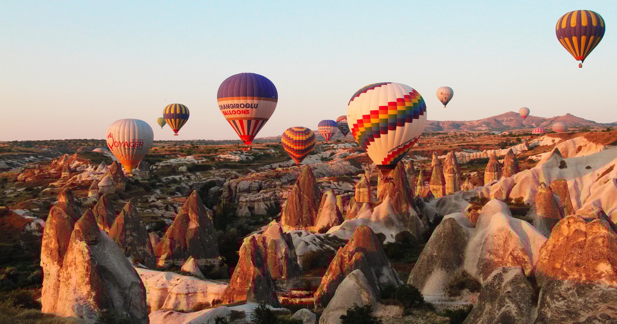 Plimbare cu balonul cu aer cald Cappadocia | GetYourGuide