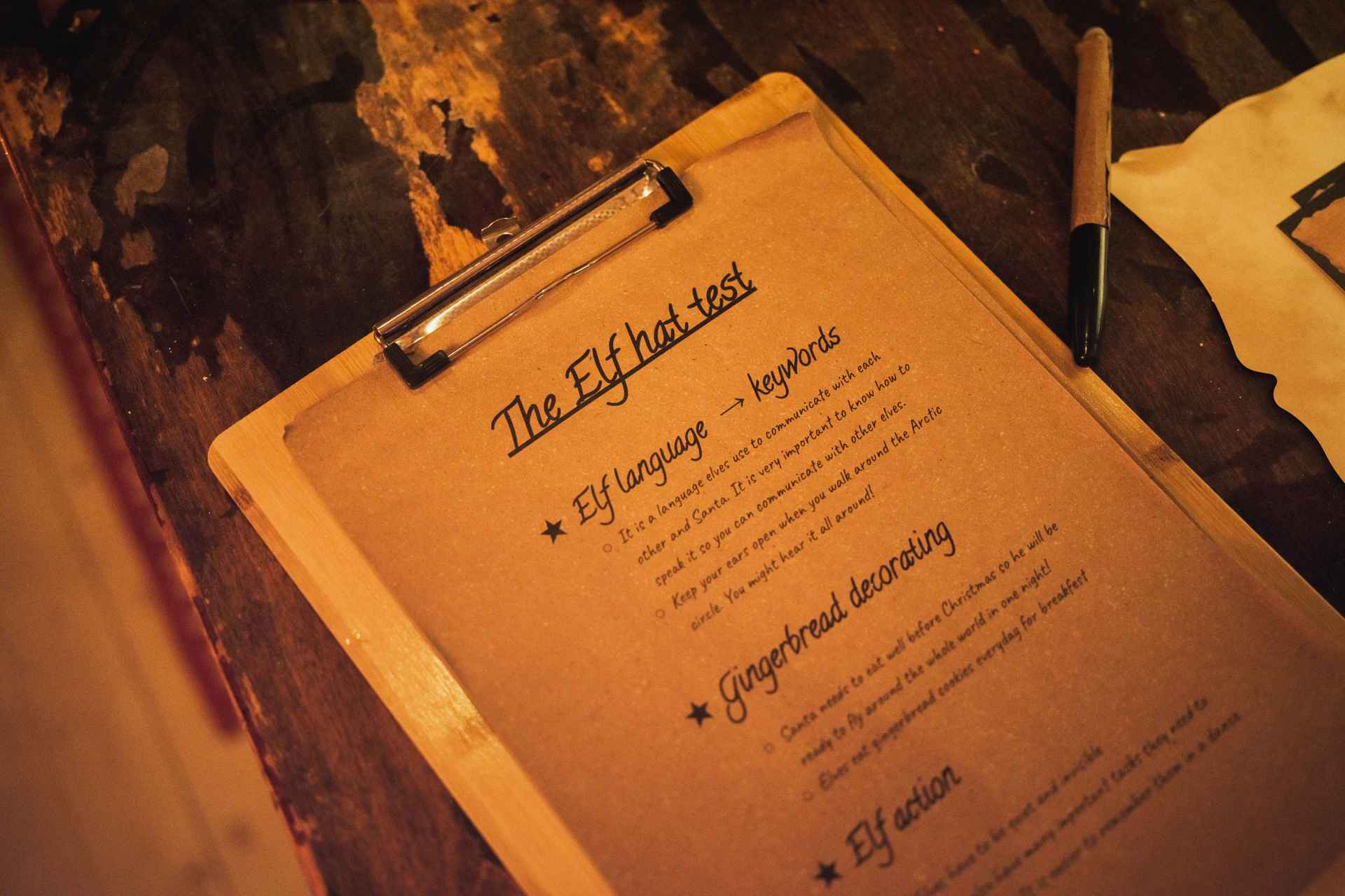 Rovaniemi: Elf Hat Academy in Santa's Village | Guide to Europe