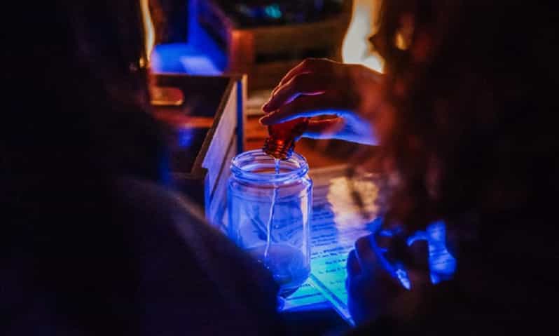 London: Potion Making at The Wands and Wizard Exploratorium | GetYourGuide