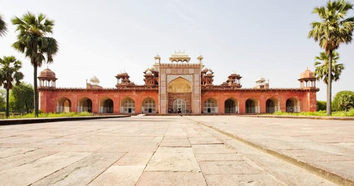 Taj Mahal, Great Akbar Tomb & Agra Overnight tour from delhi | GetYourGuide