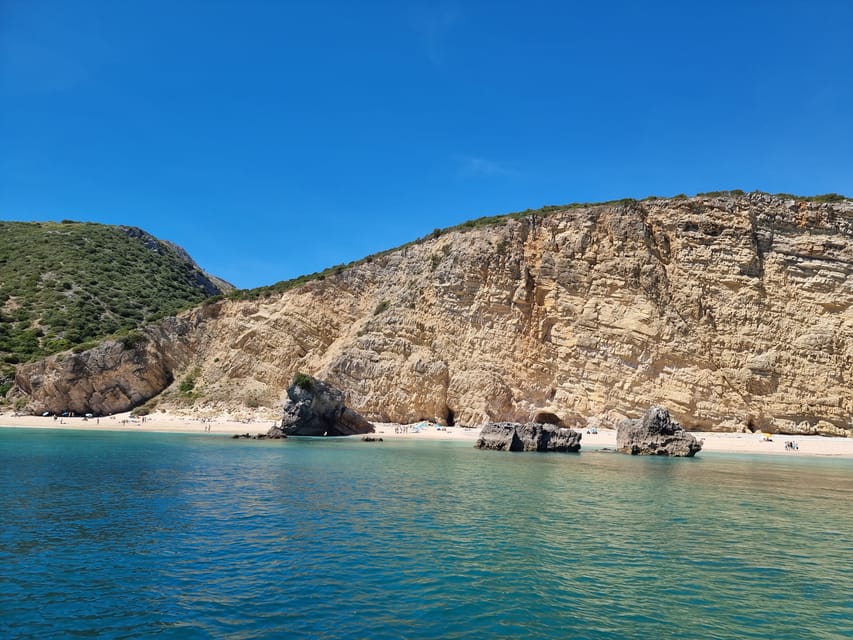 Sesimbra: BOAT TRANSFER PRAIA DO RIBEIRO DO HORSE | GetYourGuide