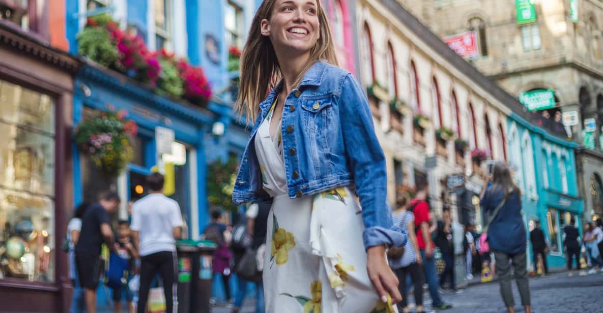 Edinburgh Old Town: Professional Photoshoot & Edited Photos | GetYourGuide