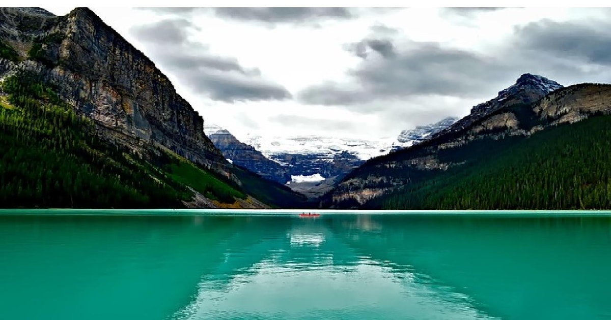 Lake Louise, Moraine Lake & Johnston Canyon Private Day Tour | GetYourGuide