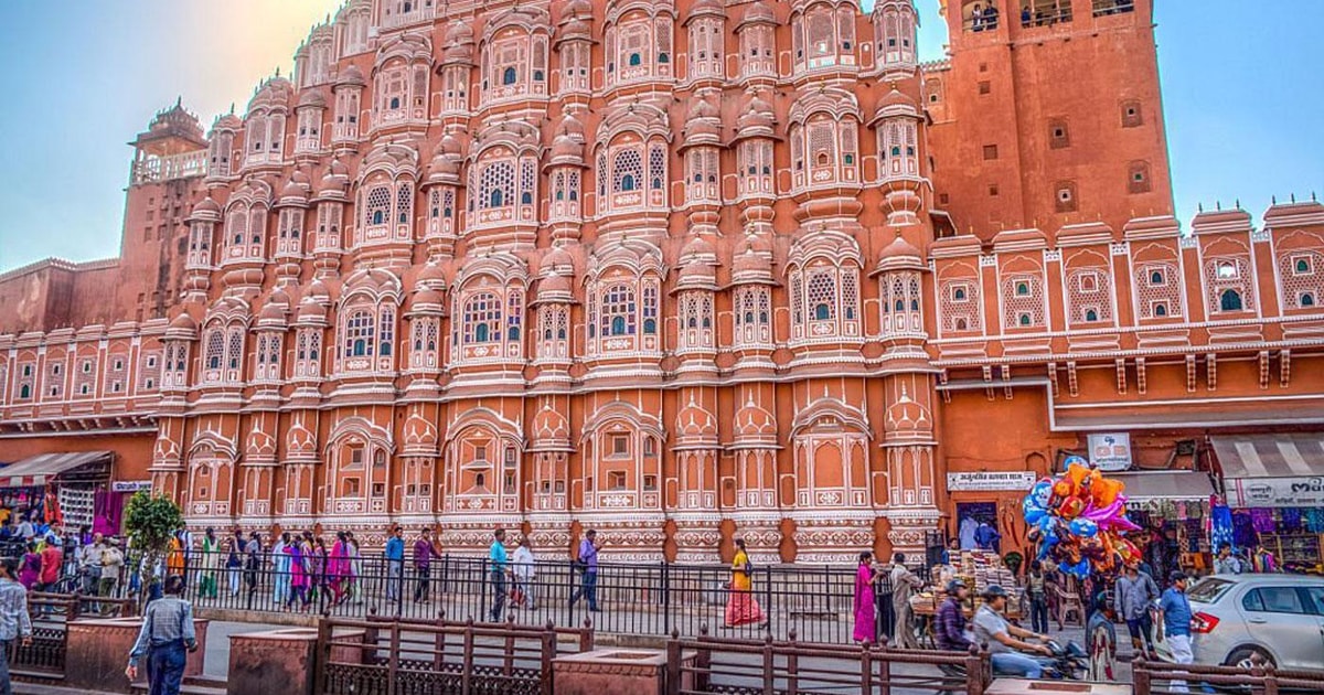 Jaipur: Local Jaipur City Tour by Car | GetYourGuide