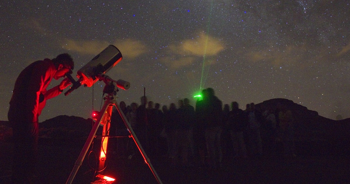Meneropong bintang di Taman Nasional Teide | GetYourGuide