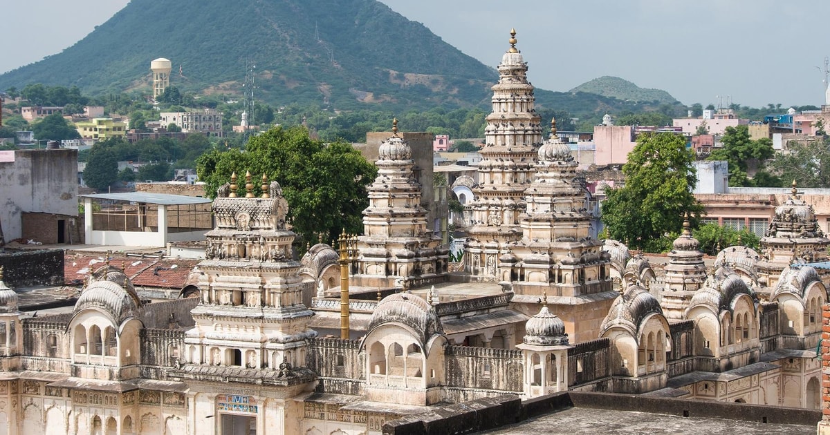 Visit Pushkar with Bikaner Drop from Jaipur | GetYourGuide