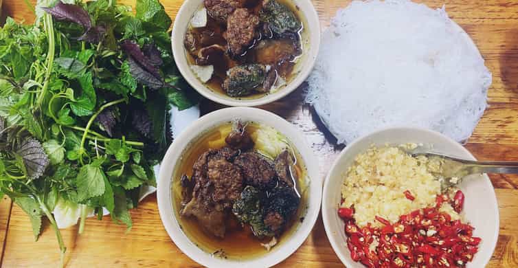 Hanoi: Vietnamesische Street Food Tour mit einem ortskundigen Guide ...