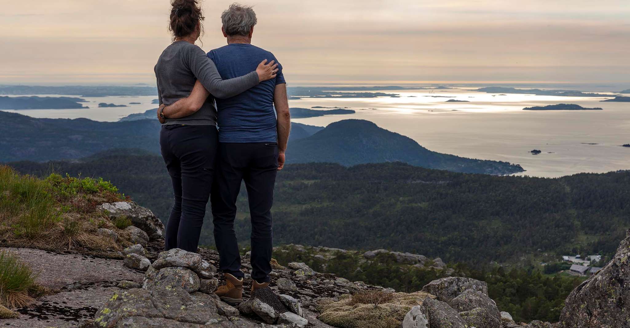 Stavanger, Preikestolen Classic Hike and Side Trail - SuiteTrails