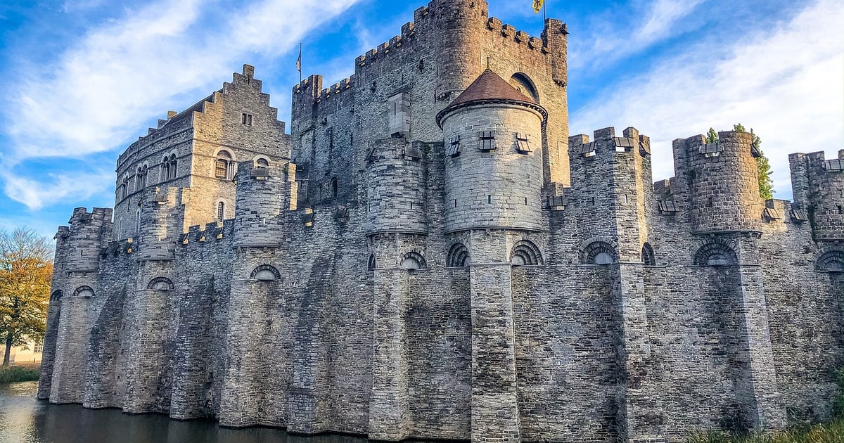 Gent: Rondleiding met gids en rondvaart | GetYourGuide