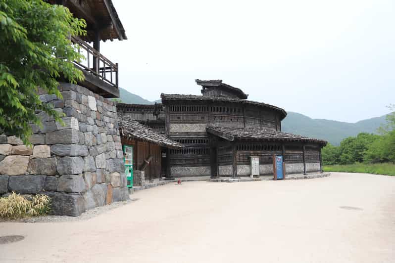 From Seoul: Half-Day MBC Dae Jang Geum Park Transfer | GetYourGuide