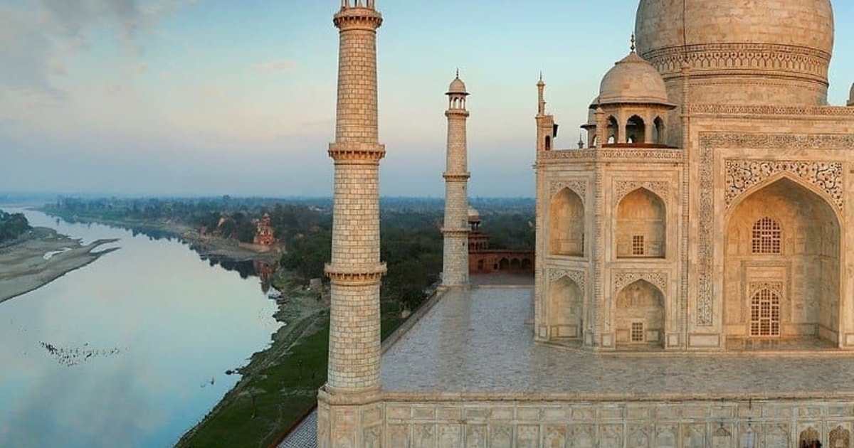 Z Dillí: Taj Mahal Agra Tour Express Entry w/ Transfer | GetYourGuide