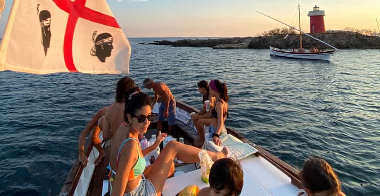 Alghero: Vintage boat sailing class excursion at sunset | GetYourGuide