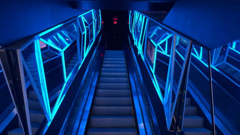 NYC: INTER_ デジタルアート体験入場券 | GetYourGuide