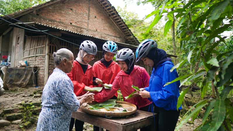 Village Cycling Tour in Nanggulan | GetYourGuide