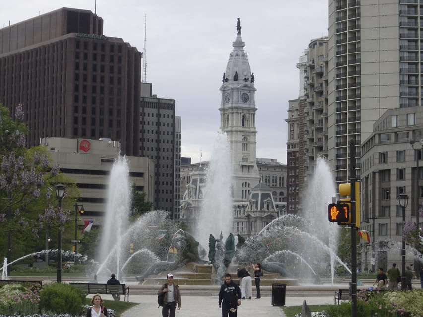 Philadelphia Museums self-guided walking tour scavenger hunt | GetYourGuide