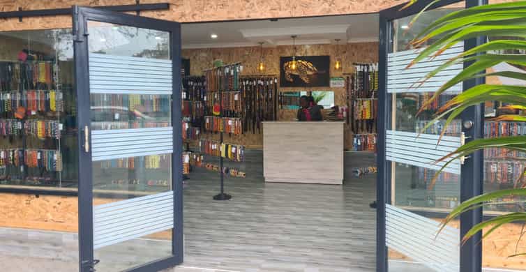 Nairobi tour to Giraffe center, Sheldrick & Kobe beads | GetYourGuide