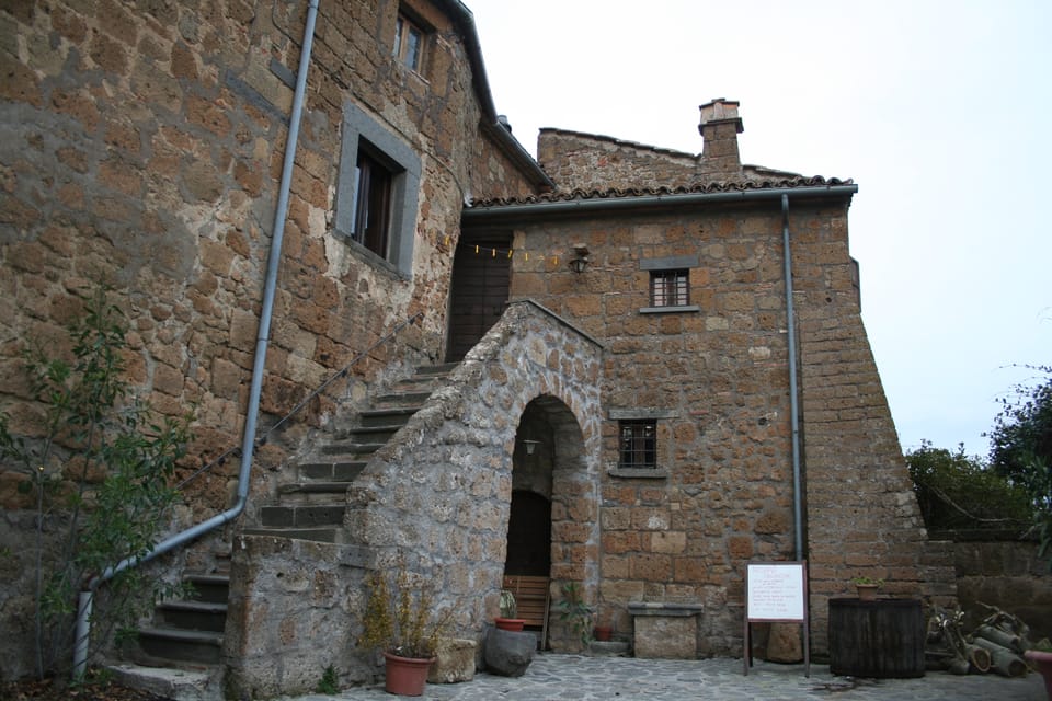 Day trip Rome: Civita di Bagnoregio and Villa Lante garden | GetYourGuide