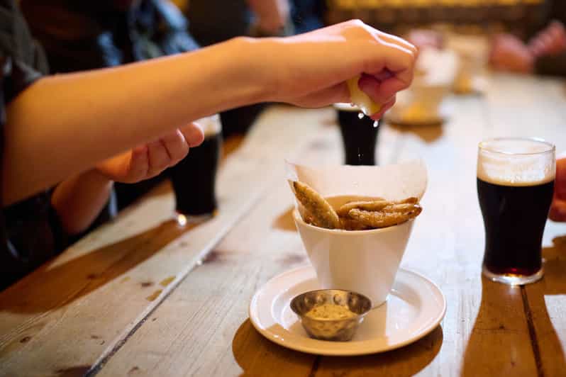 London: Historic Pubs, British Ales & Classic Dishes | GetYourGuide