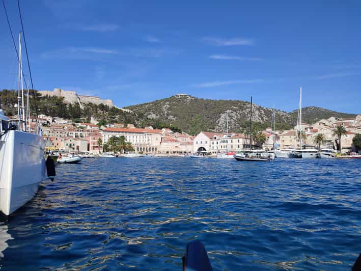 Split: Bol, Hvar, Isla de Pakleni y Solta Excursión de día completo ...