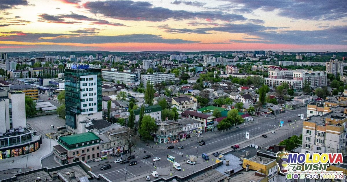 Dalla Moldavia: tour a piedi di Chisinau con guida locale | GetYourGuide