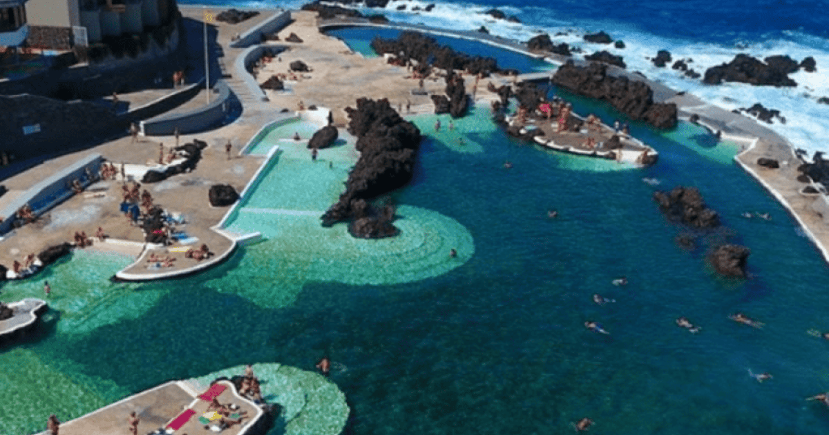 Desde Funchal: Tour de día completo por Madeira y Porto Moniz ...