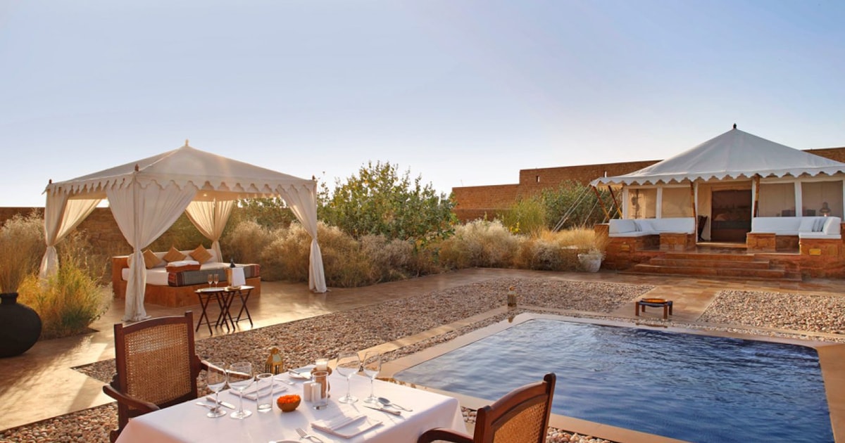 Pustinjski luksuzni noćni kamp u pustinji Thar | GetYourGuide