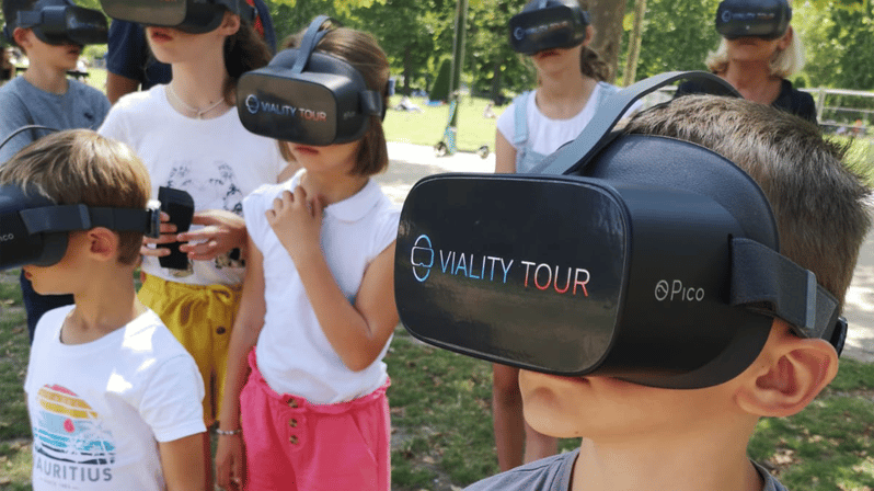 Paris : Visite immersive de la Tour Eiffel en réalité virtuelle ...