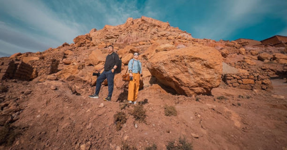 Wodospady w górach Atlas i pustynia Agafay | GetYourGuide