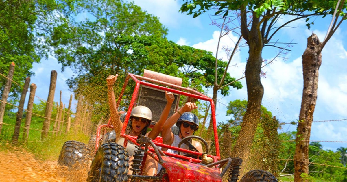 Punta Cana: Ekstrem buggy-tur med flodhule og Macao strand | GetYourGuide