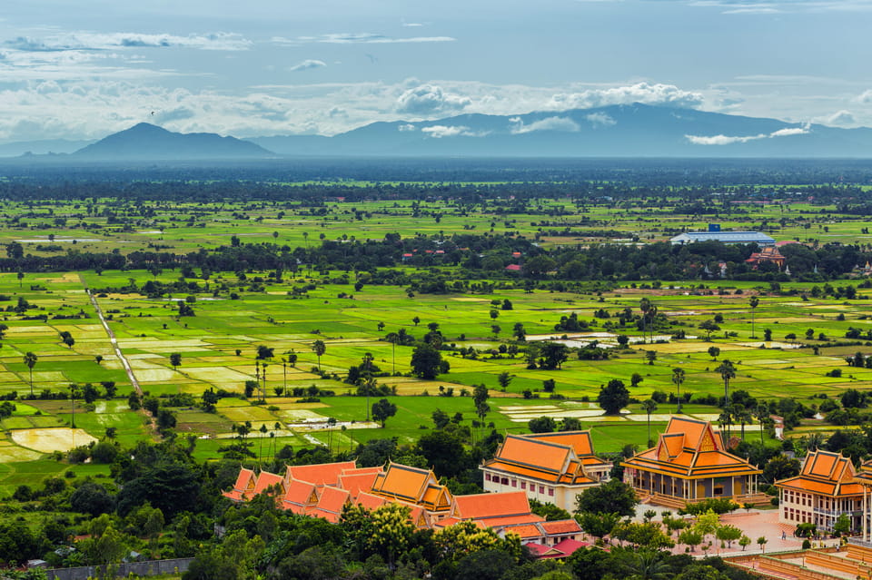 Phnom Penh: Phnom Oudong & Koh Chen Village - Lunch include | GetYourGuide