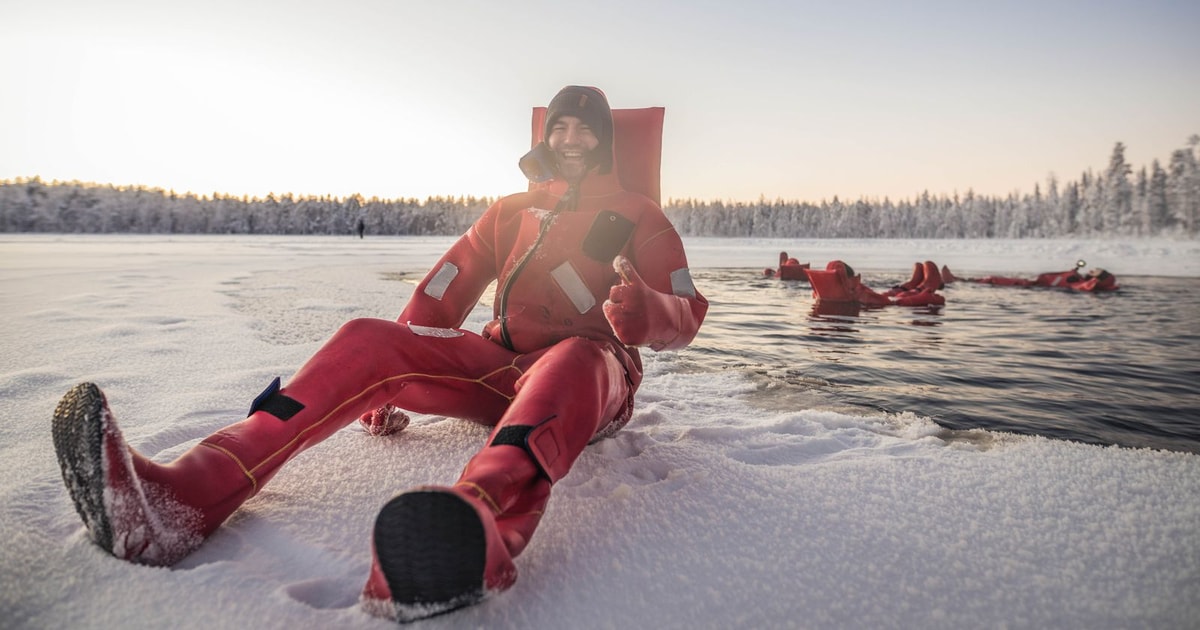 Flotter sur la glace en journée à Rovaniemi, l'expérience du lac gelé ...
