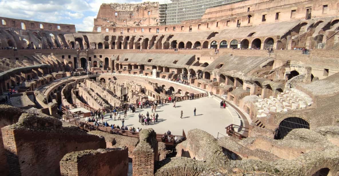 Rome: Colosseum Entrance and Spanish Guided Tour | GetYourGuide