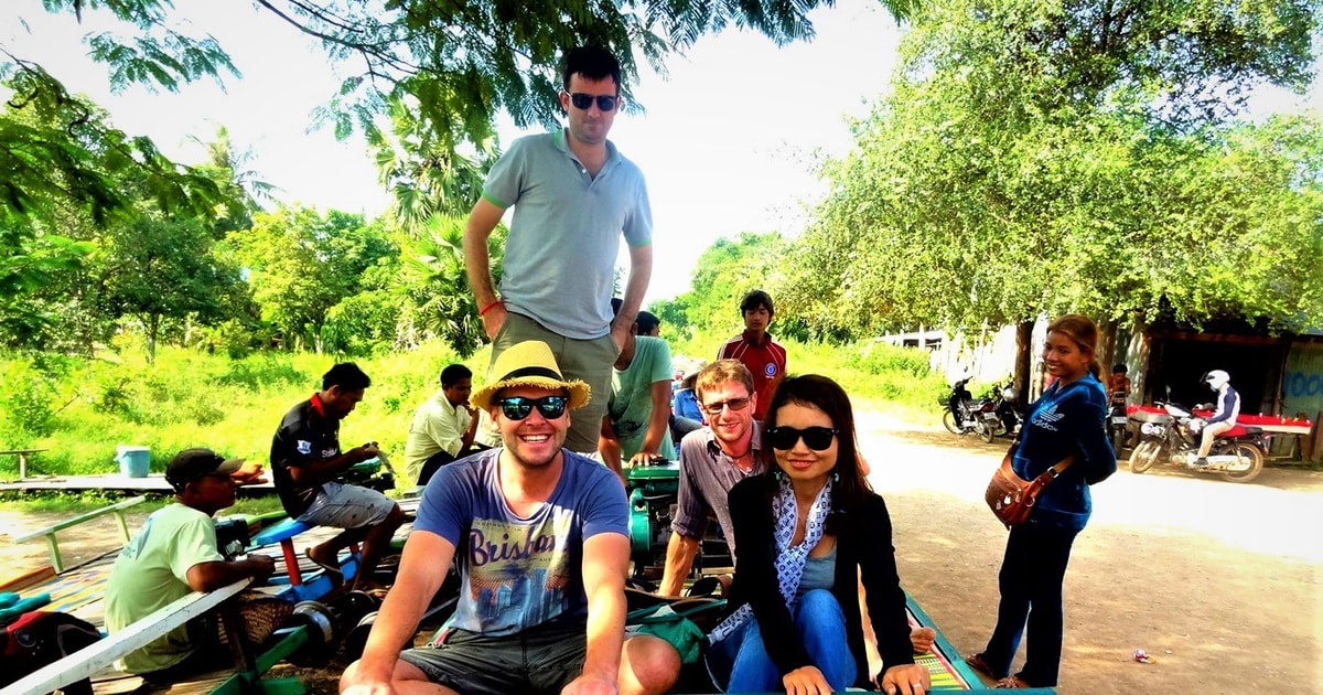 Battambang, bambusový vlak a prohlídka jeskyně Killing Cave ze Siem ...