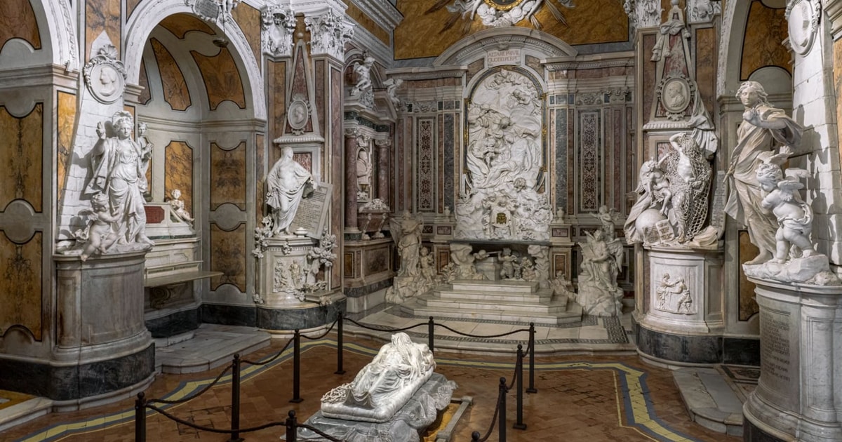 Napoli: centro storico Tour e biglietti d'ingresso Cristo Velato ...