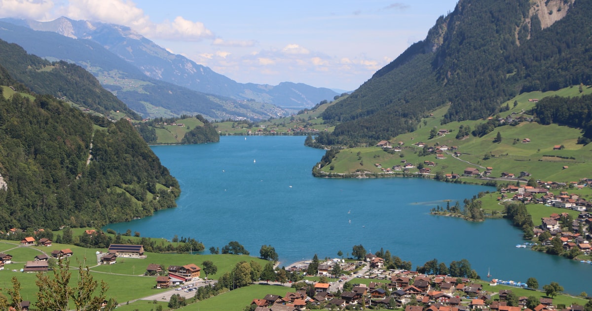 Schweiz: Private Tagestour mit dem Auto mit unbegrenzten km | GetYourGuide