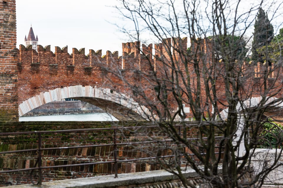 Verona: Night Walking Tour | GetYourGuide