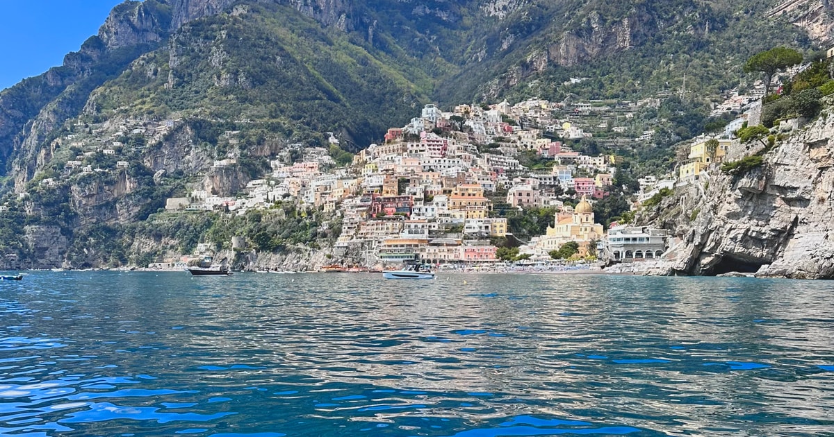 Fra Positano/Praiano: Speedbådtur langs Amalfikysten | GetYourGuide
