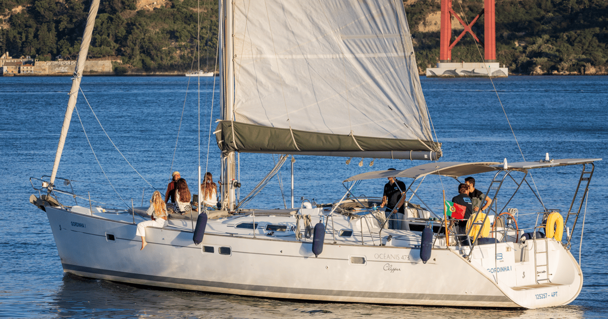 Lisbona: giro in barca - la barca a vela più comoda | GetYourGuide