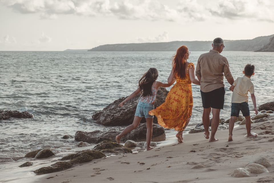 Algarve: Photoshoot for couple, family, portrait | GetYourGuide