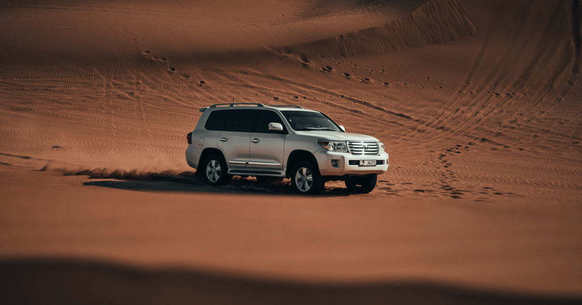Σηκωθείτε και λάμψτε: Sunrise Desert Safari Adventure | GetYourGuide