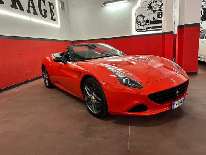 TestDrive Ferrari tour guidato delle zone turistiche di Roma | GetYourGuide