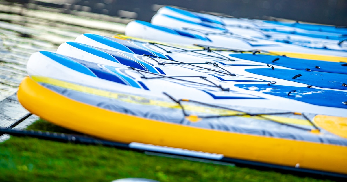 Praga: Alquiler de paddle surf en Praga 7 | GetYourGuide