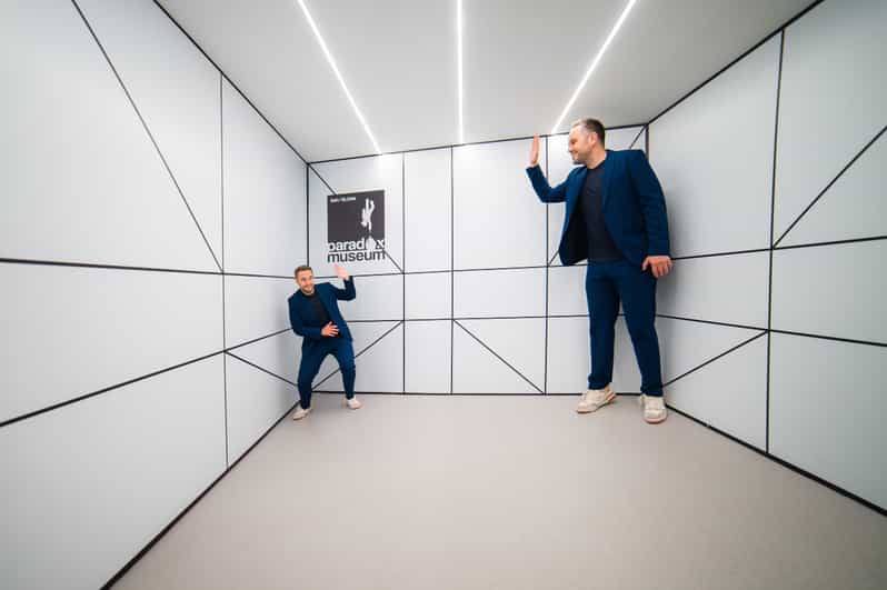 Barcelona: Bilet wstępu do Muzeum Paradoksu | GetYourGuide