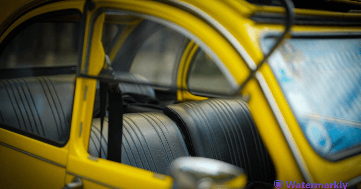 Paris: Discover Paris en 2cv | GetYourGuide