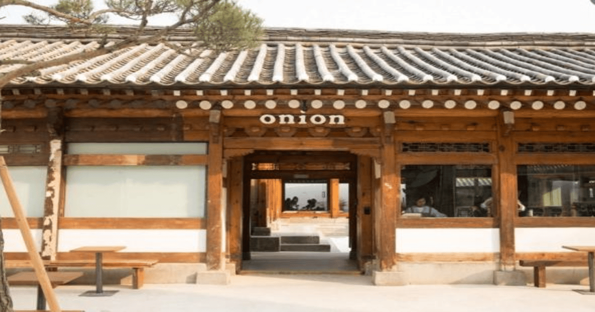 Seoul Oraegage Bukchon Hanok Walking Tour | GetYourGuide
