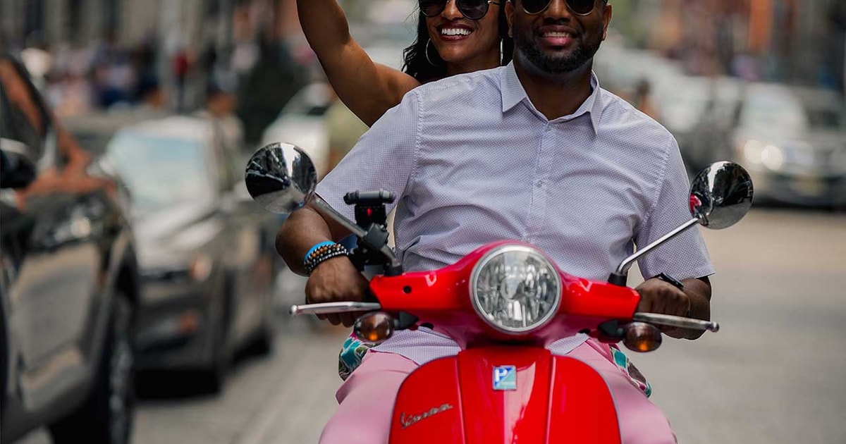 New York City: Vespa Moped Photoshoot Vespa Moped Fun Adventure Tour ...
