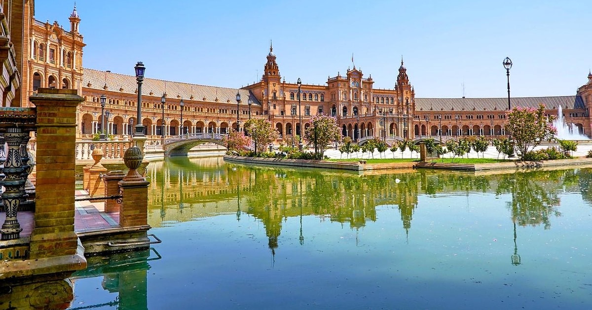Seville: Small-Group City Highlights Walking Tour | GetYourGuide
