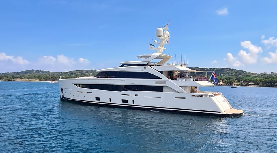 Golfe de Saint Tropez Her Şey Dahil Özel Tekne Turu | GetYourGuide