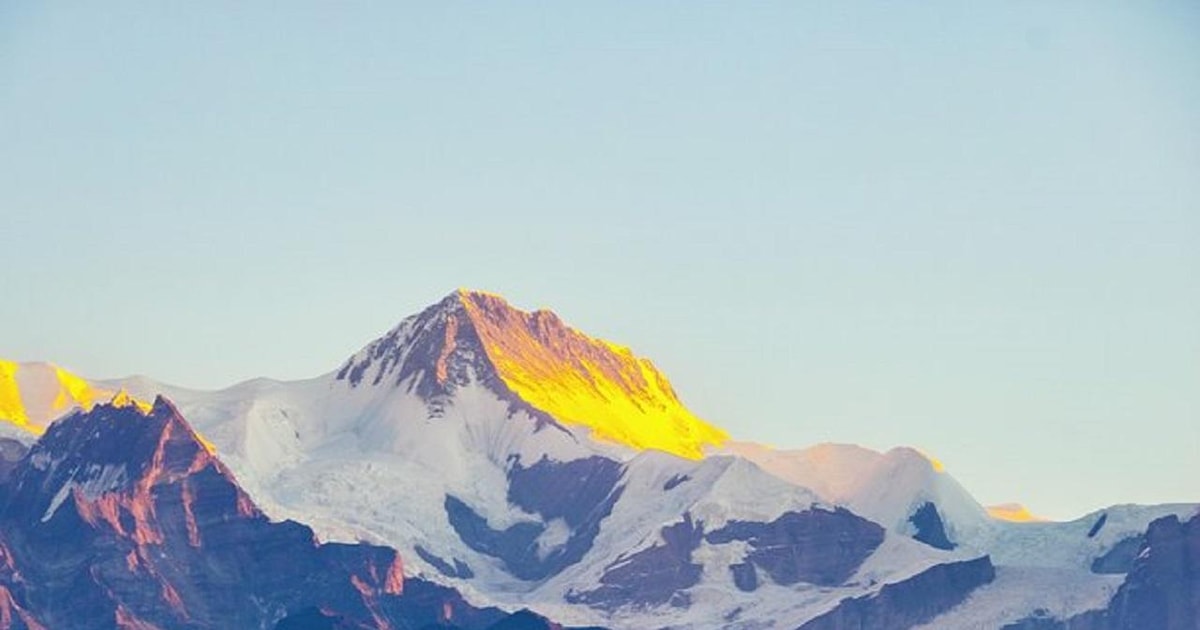 Australian Base Camp Hike For Sunrise over the Himalayas | GetYourGuide
