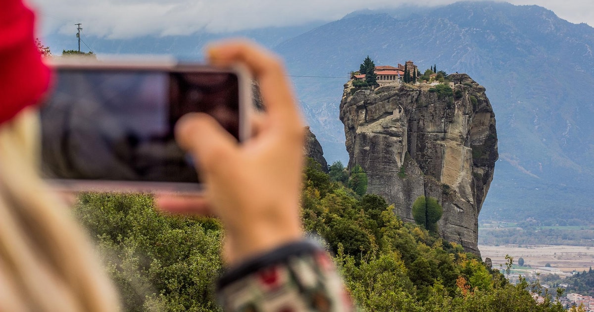 Meteora: halfdaagse tour in kleine groep naar de kloosters van Meteora ...